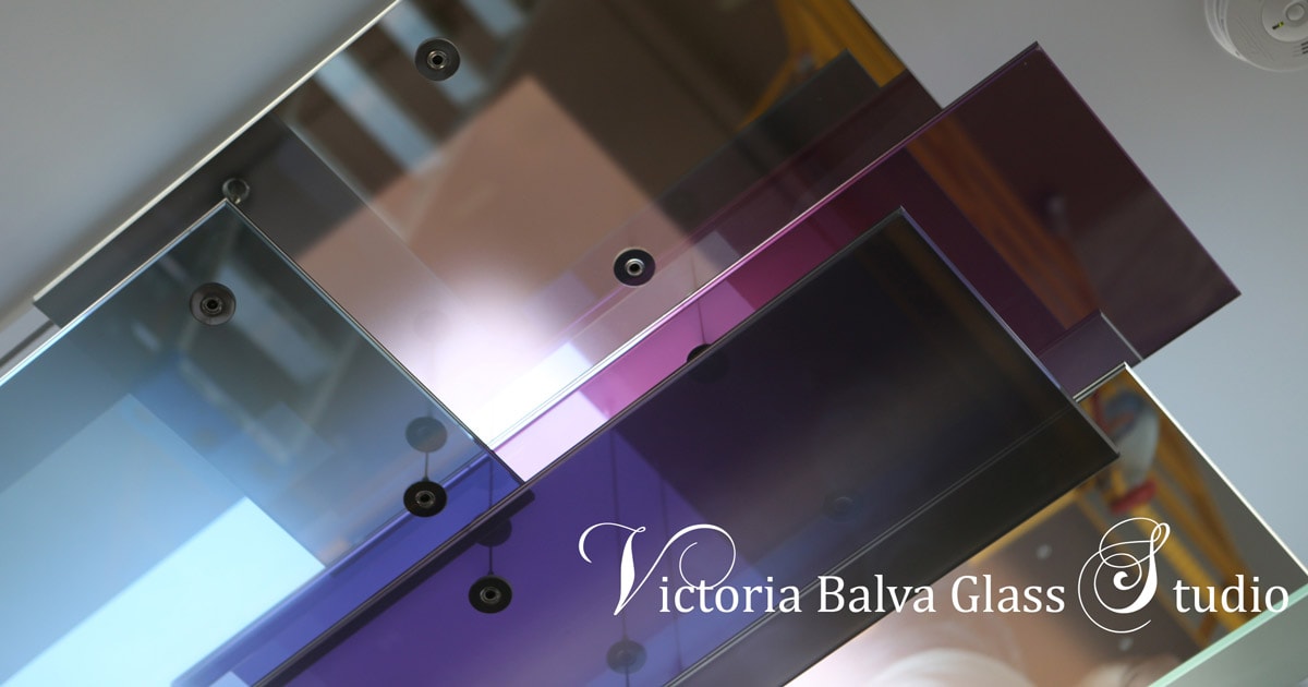 Contemporary minimalist art glass installation Riverside | Victoria Balva